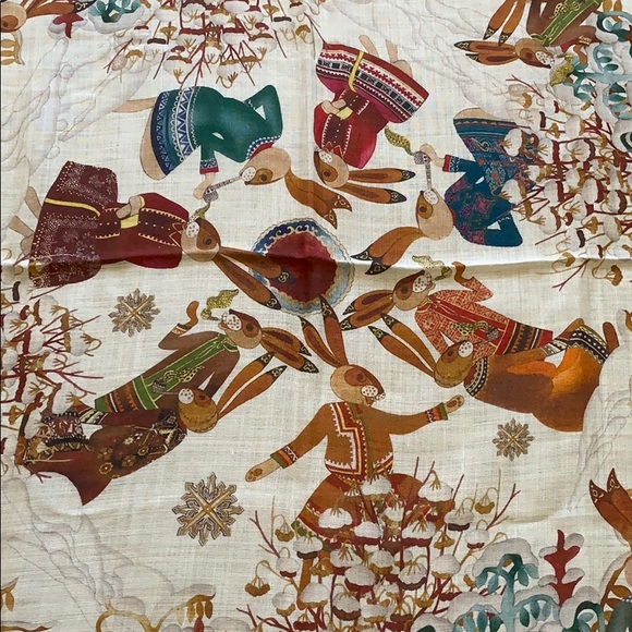 Gucci | Accessories | Gucci Animalthemed Shawl | Poshmark